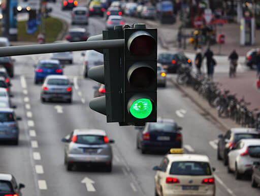 Smart Roads and Cities: How Technology Helps Your Commute