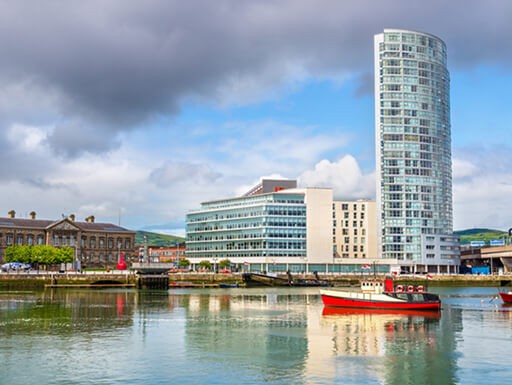 Exploring Belfast’s Best Neighborhoods