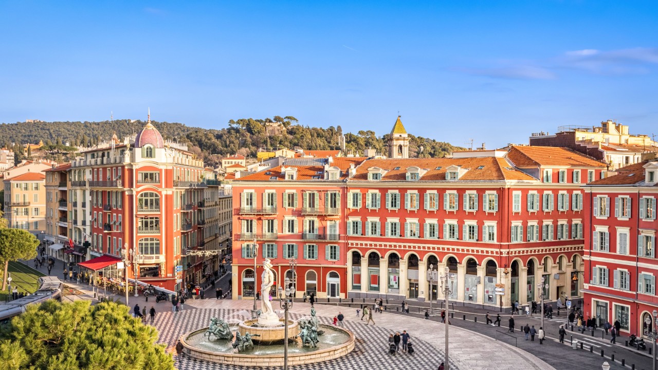 A Guide to Nice’s Neighborhoods | Hertz Blog
