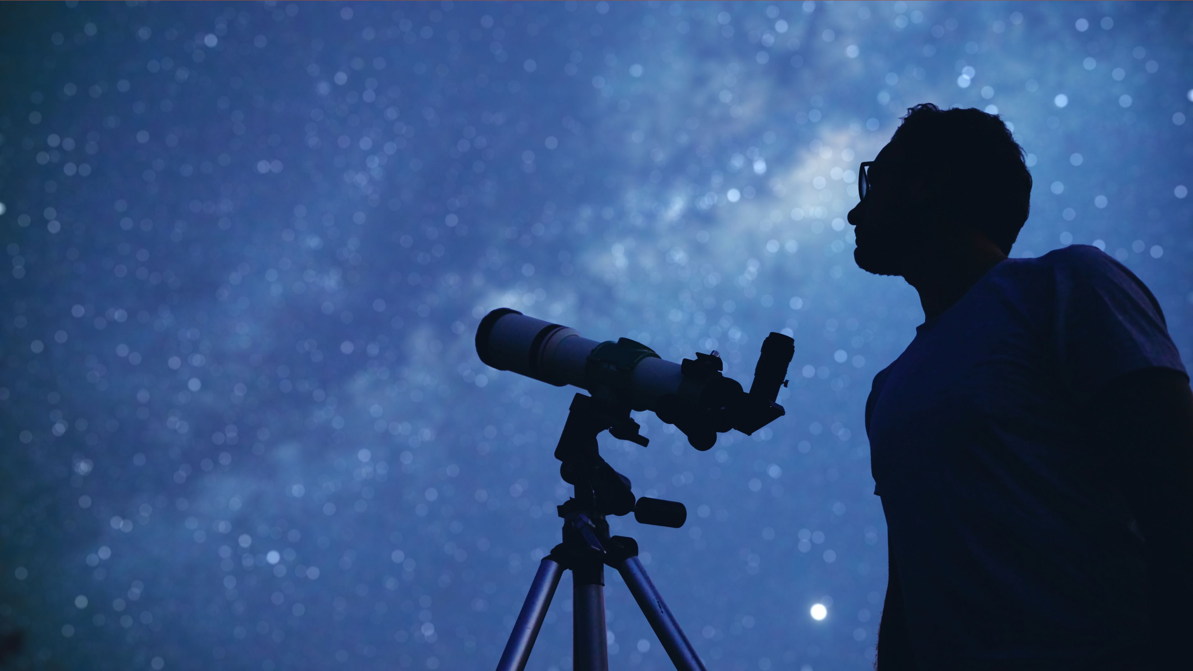 Stargazing 101: How to Celebrate Earth Day | Hertz Blog