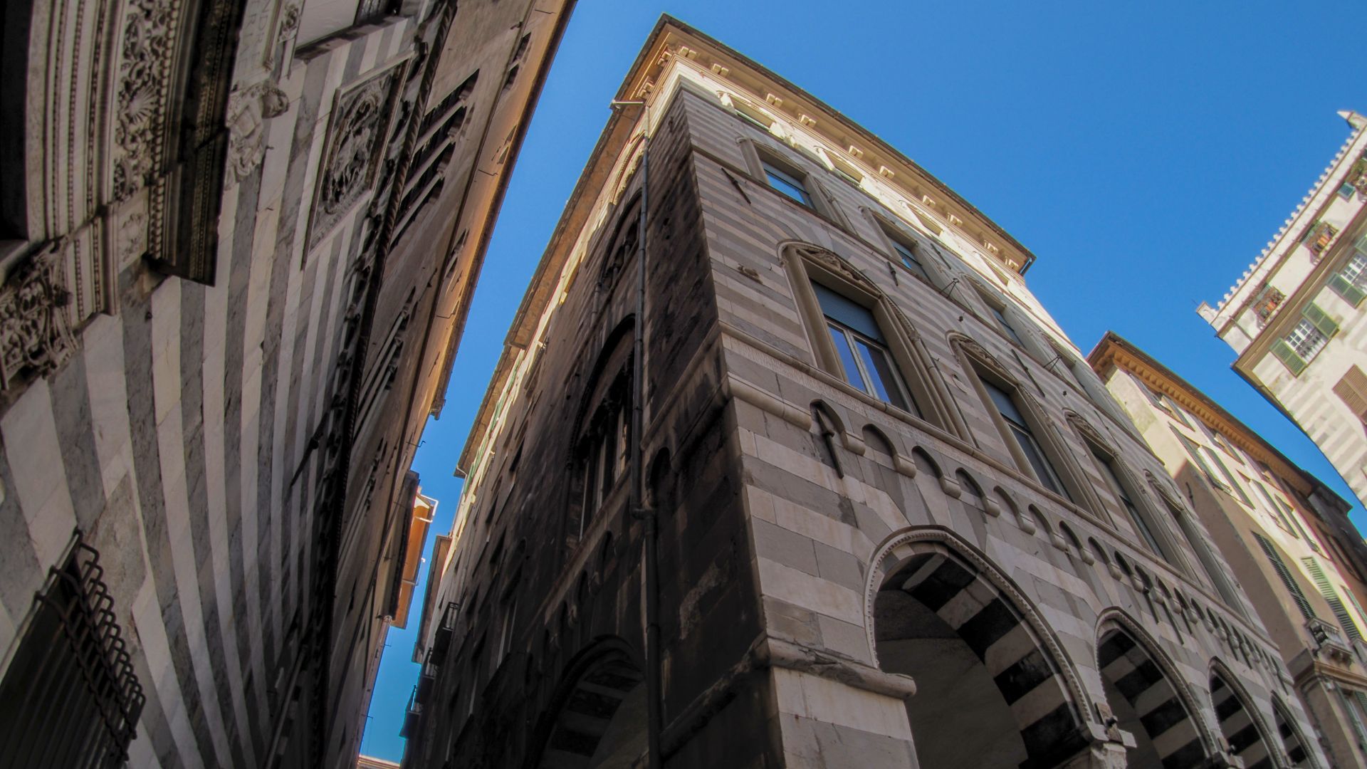 Hertz Locations Pisa Italy Car Hire At Pisa Airport | Compare